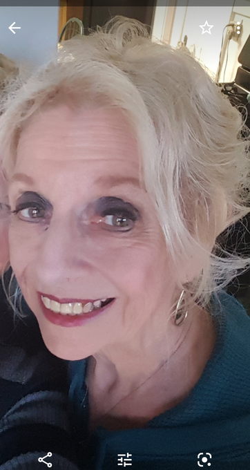 Jodi Sweeney's Instagram, Twitter & Facebook on IDCrawl